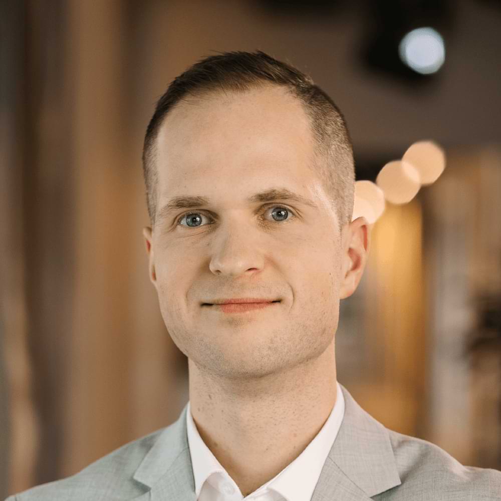 Invest in senior secured bonds | Eleving Group